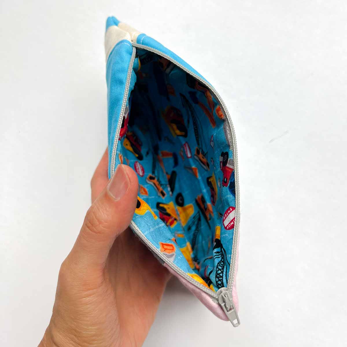 Free Pencil Case Sewing Pattern (That Looks Like a Pencil!) - MindyMakes