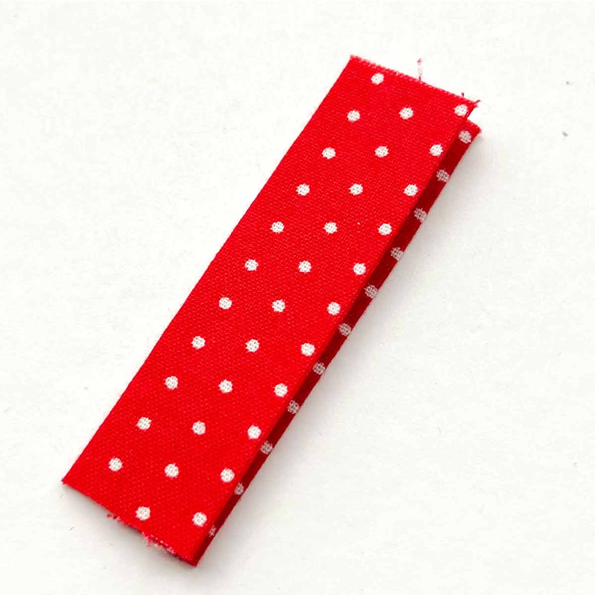 How to Make a Small Snap Pouch (Free Sewing Pattern) - MindyMakes