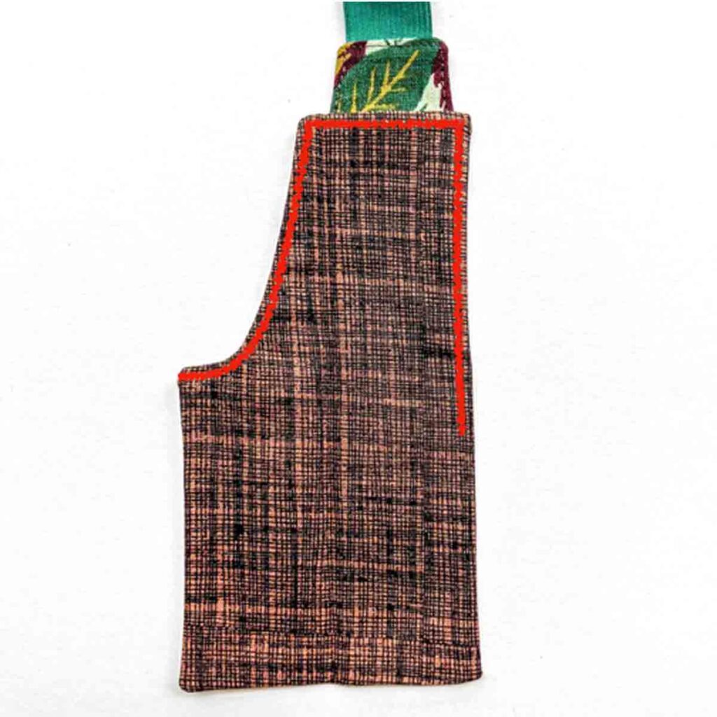 How to make a DIY Notebook Pen Holder (Free Pattern) - MindyMakes