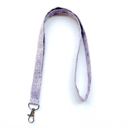 How to Make a DIY Lanyard (Free Pattern) - MindyMakes
